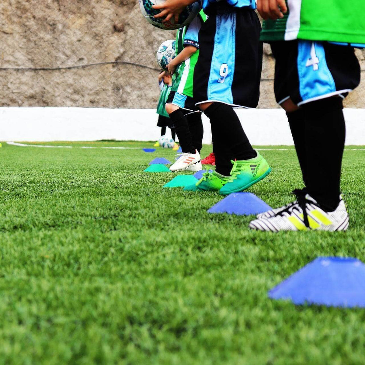 10 Soccer Warm Up Drills to Get Players Focused – Open Goaaal USA