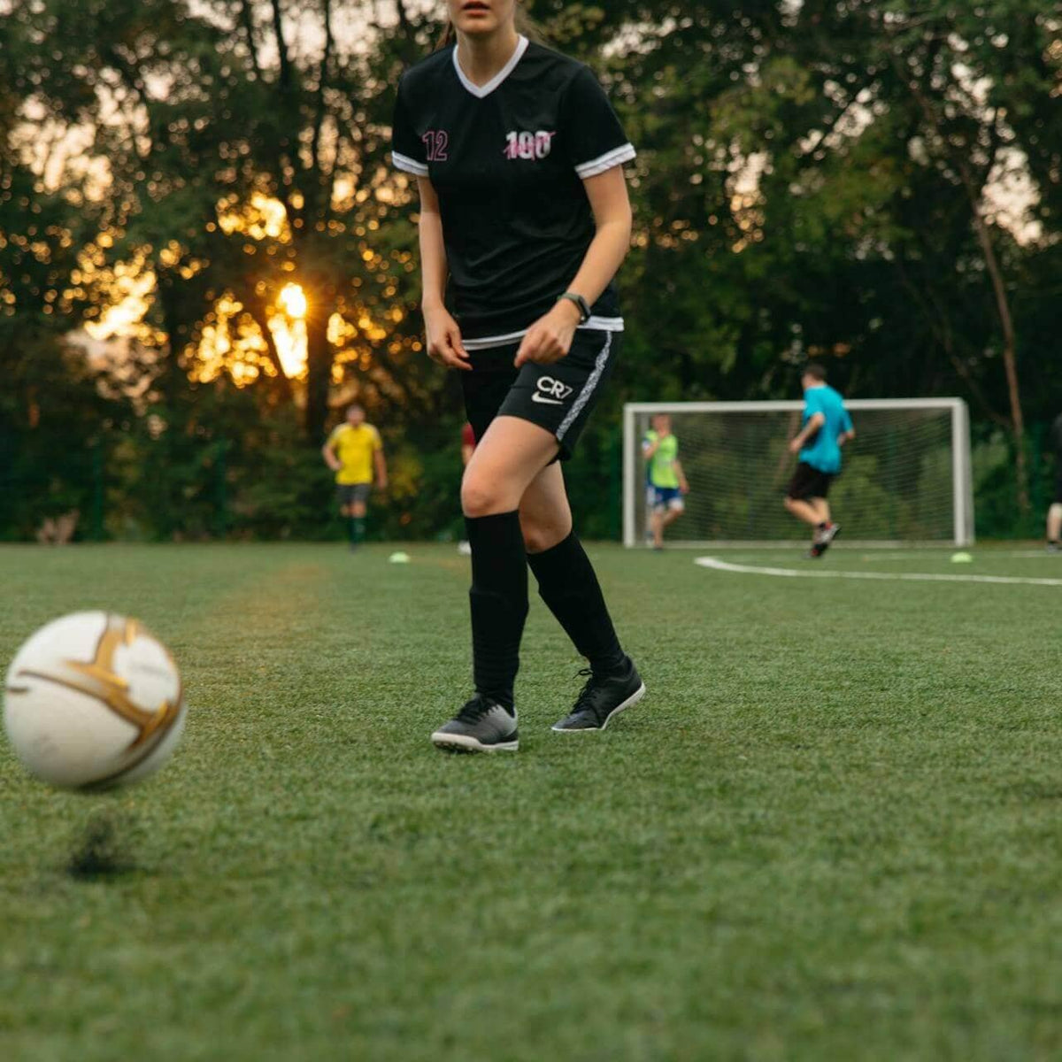 Master the Art of Dribbling: Learn How to Dribble – Open Goaaal USA